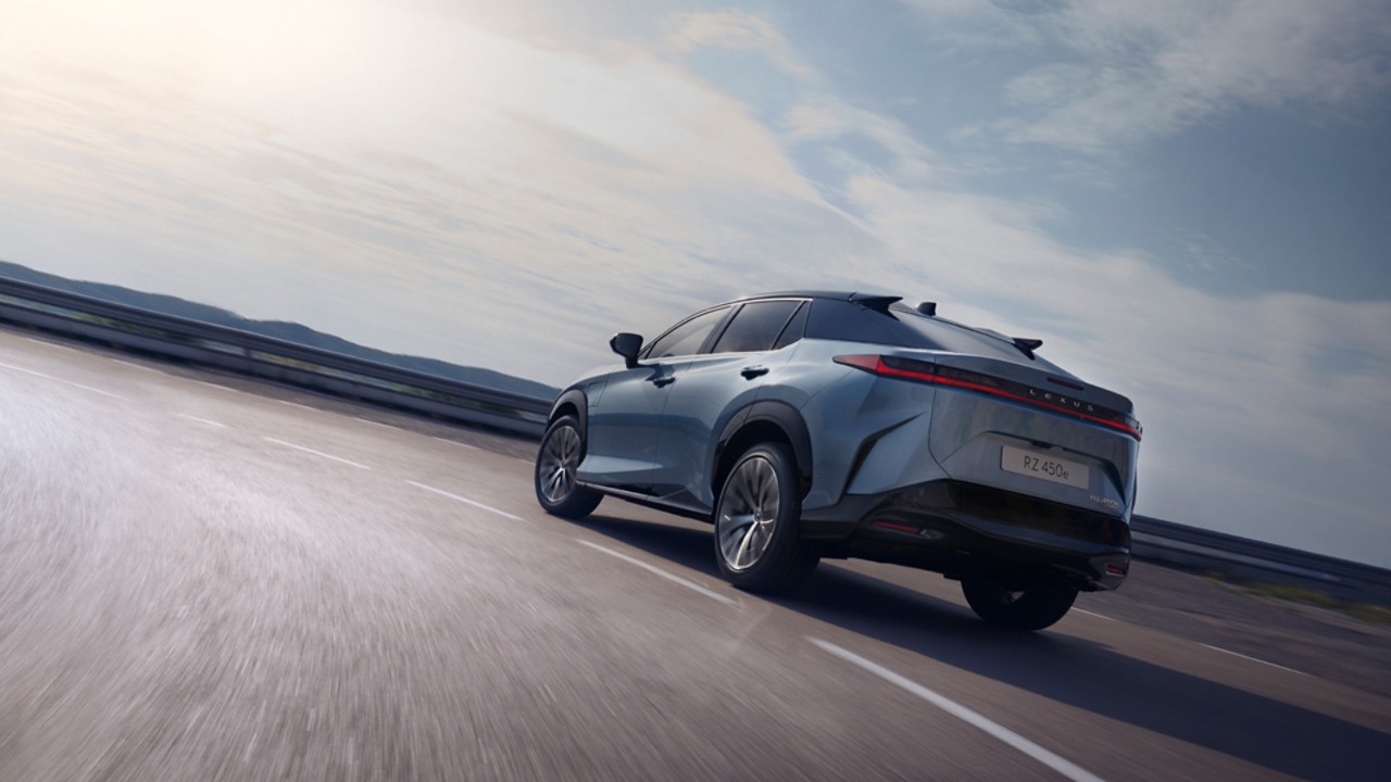 Lexus RZ | 100% elektrisk | Lexus Danmark